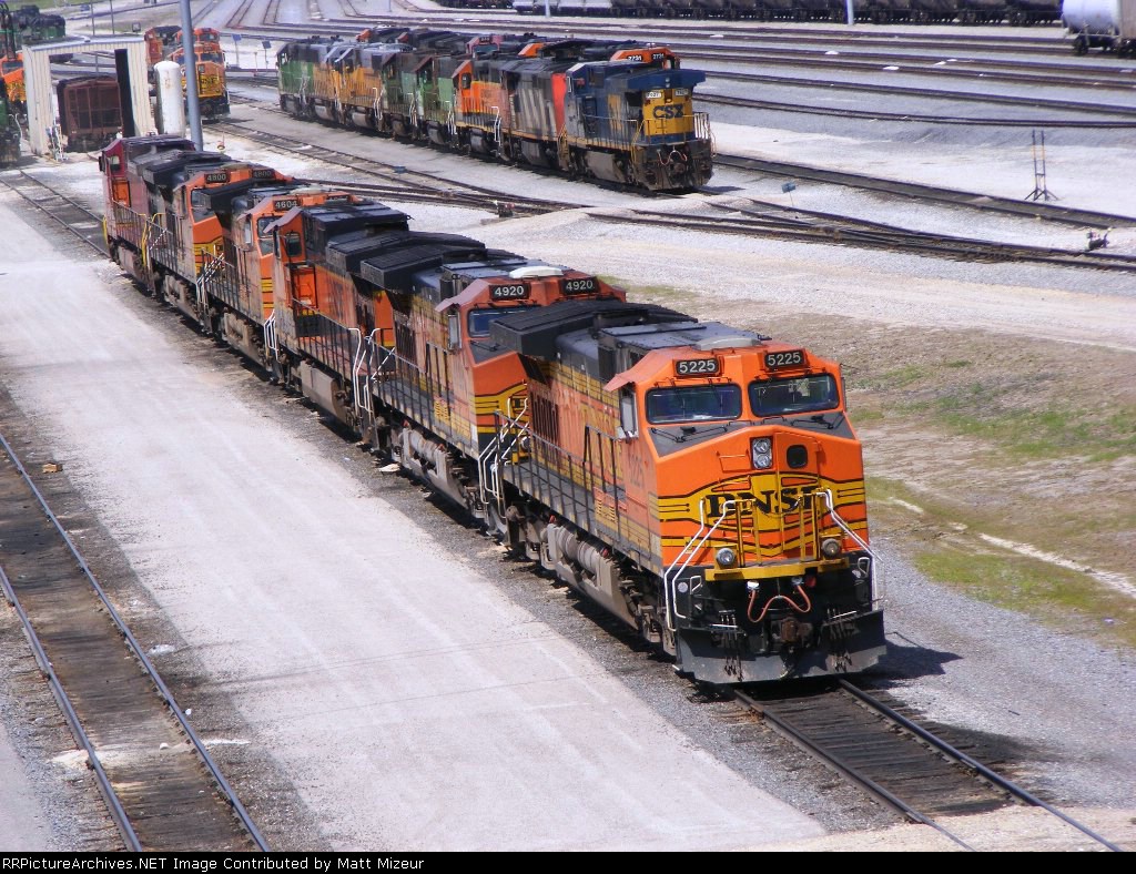 BNSF 5225